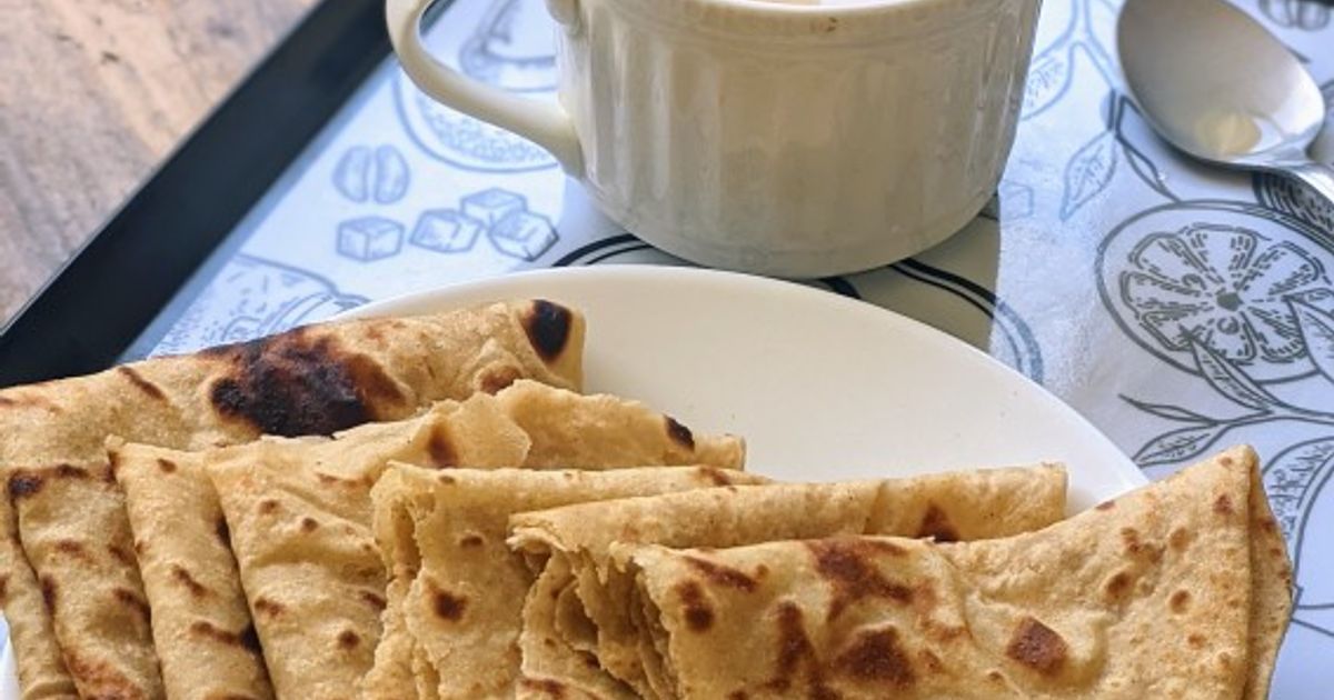 Layered Chapatis With Tea Recipe by Kavita Ns - Cookpad