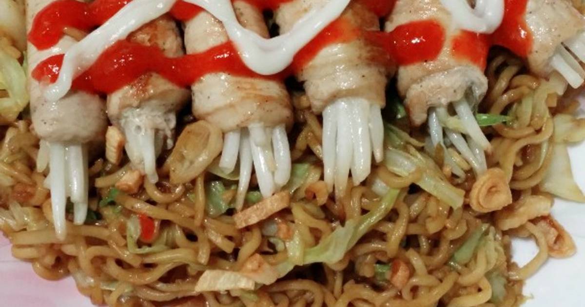 Resep Mie goreng roll chicken tauge oleh yuyun yuyuuun - Cookpad