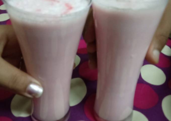 Rohafza creamy shake Recipe by Neha lalit - Cookpad