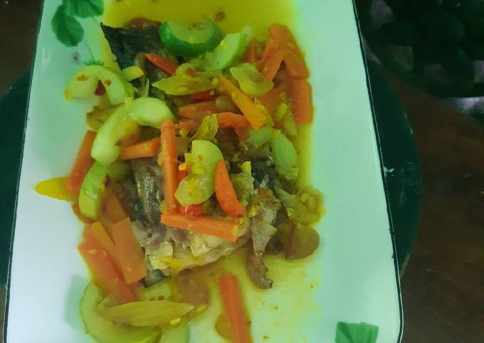 Resep Pesmol Ikan Praktis oleh Ratih Hardjito - Cookpad