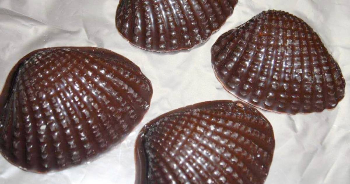 Chocolate Sheel Recipe by Kuldeep Kaur - Cookpad