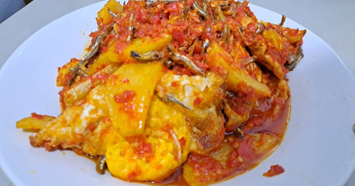 Resep Kentang Telur ikan teri balado oleh Yetri Rahma Deri - Cookpad