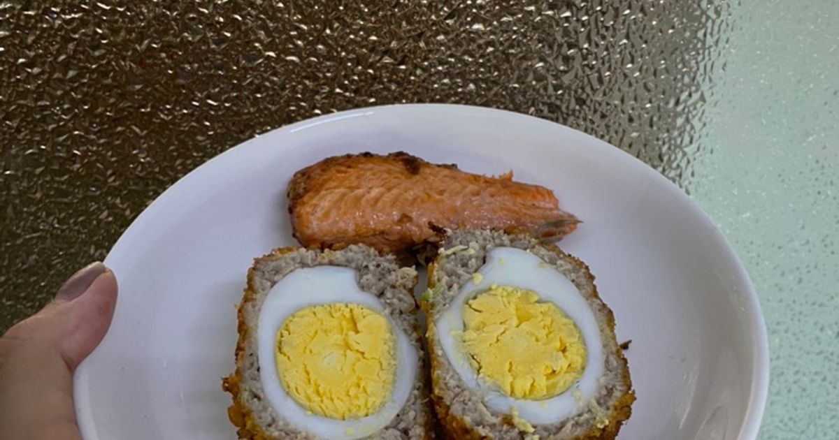 Cách Làm Món Trứng Bọc Thịt Rán của Ching Ching - Cookpad
