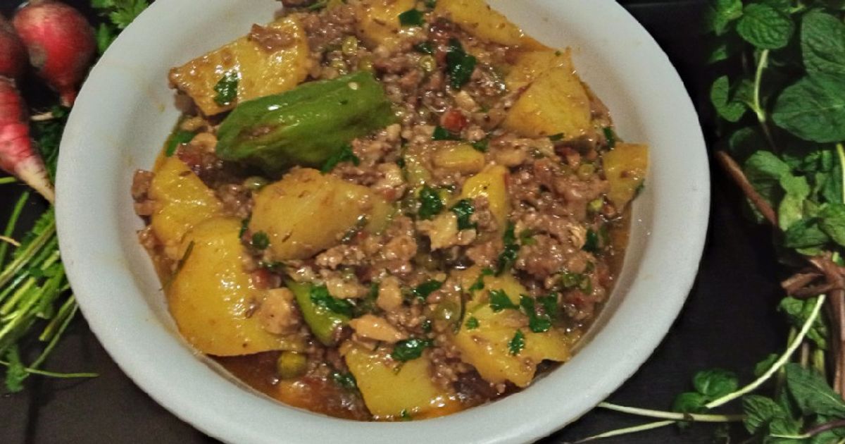 Alo Matar Qeema Recipe by Somi Ali - Cookpad