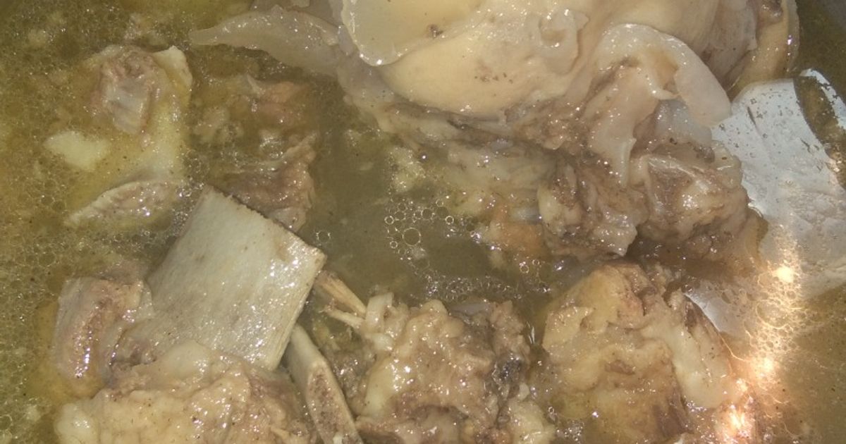 Resep Sop Dengkul Sapi Resep Umi Ken.. oleh Ibu Asy - Cookpad
