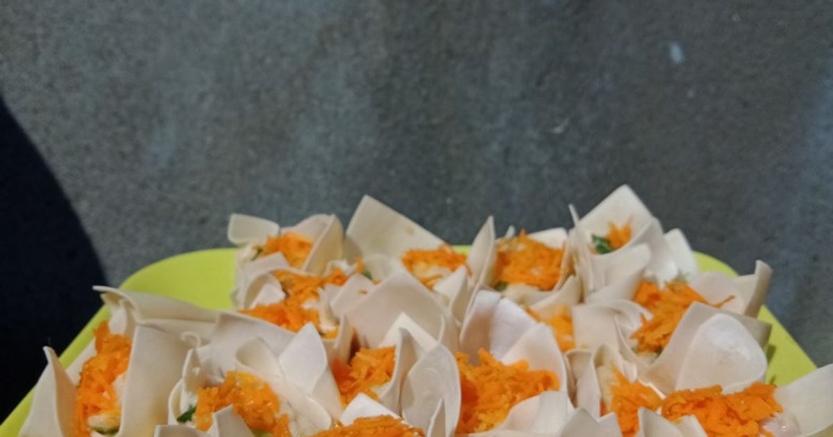 Resep Dim Sum Ayam Dan Sayuran oleh FAIZATUN ANNISA - Cookpad