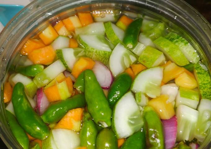 Resep Acar timun segar oleh Metha Gustaman - Cookpad