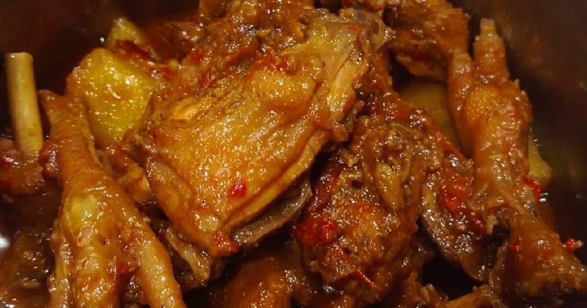 Resep Semur ayam kecap kentang oleh mernih - Cookpad