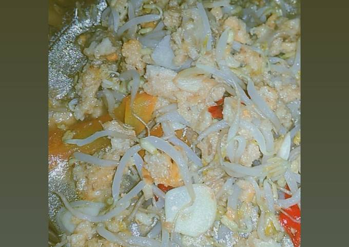 Resep Tumis toge oncom oleh Widhyia - Cookpad
