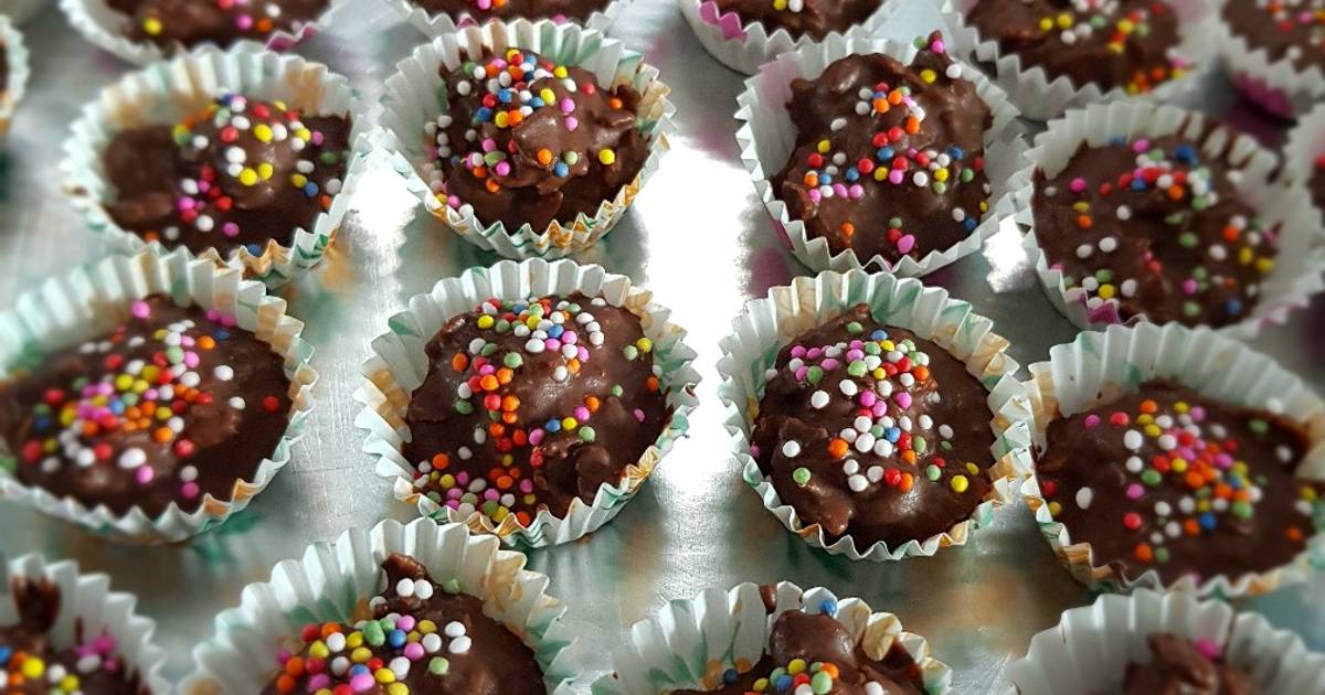 Resep Coklat corn flakes springkles oleh nina - Cookpad