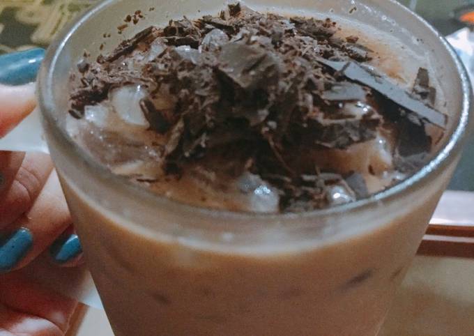 Resep Ais Chocolate Signature ala Starbuck oleh Caya Vivianty ...