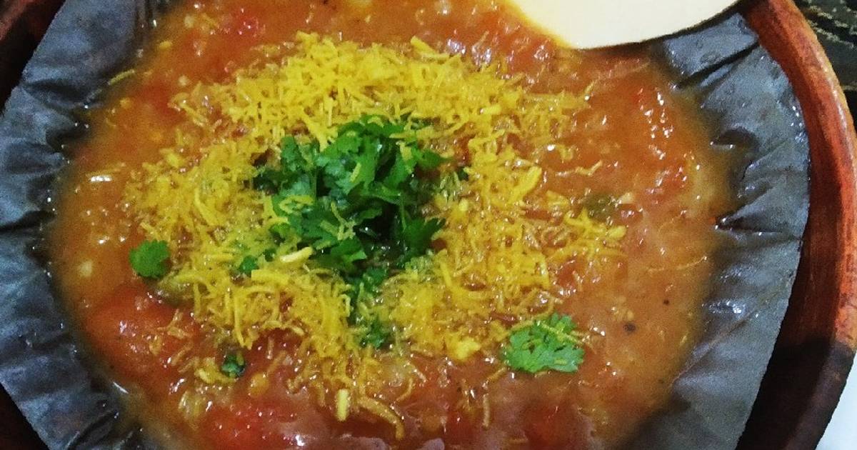 Famous Banarasi tamatar chat Recipe by Kavita Kapoormehrotra - Cookpad