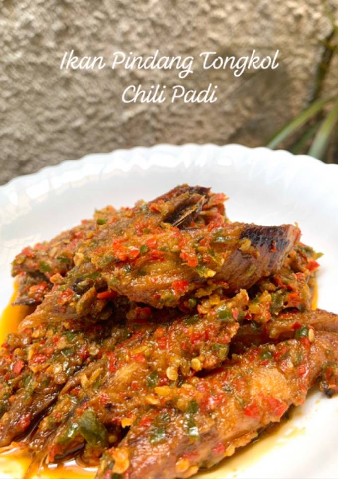 Resep Ikan Pindang Tongkol Chili Padi oleh ummusalma - Cookpad