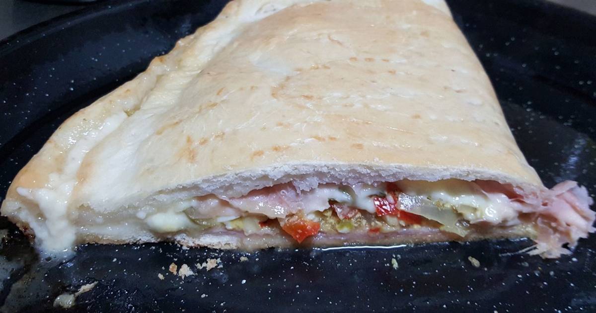 Calzone De Jamón Y Queso Receta De Stella M Cookpad