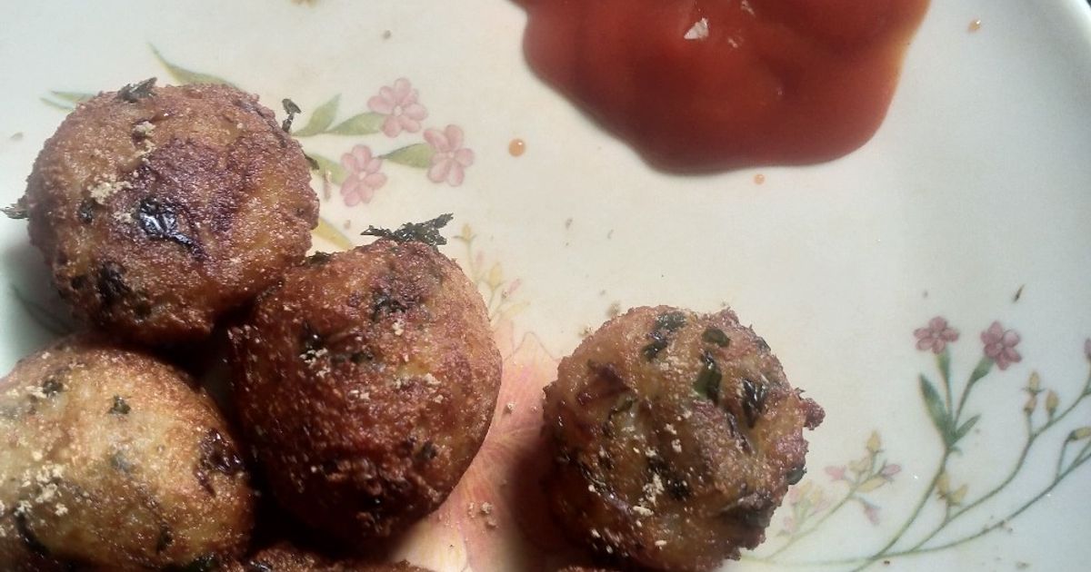 आलू रोल (Aloo Roll Recipe In Hindi) रेसिपी बनाने की विधि in Hindi by ...