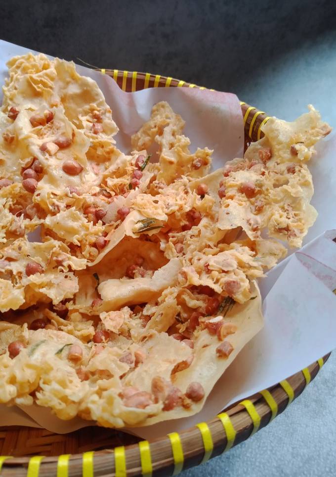 Resep Peyek Kacang Kriuk Tahan Lama oleh Esty Ridho Hakim - Cookpad