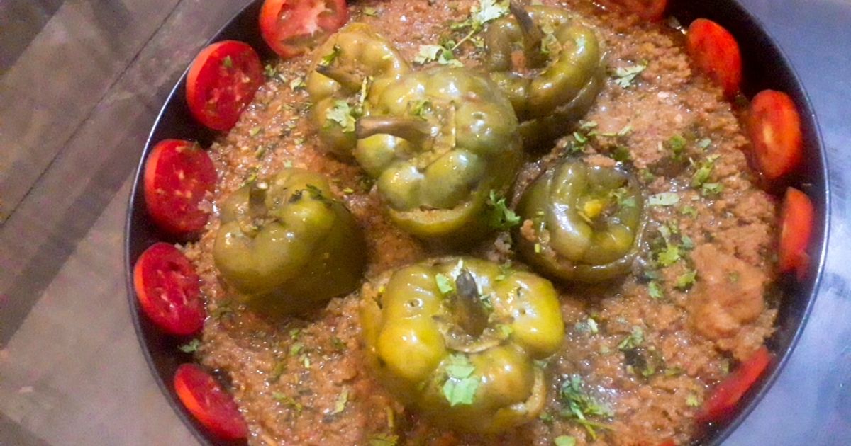 Mince Stuffed Capsicum Recipe by Mahnoor Musfira - Cookpad