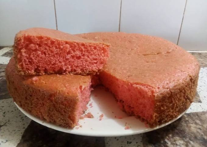 Torta rosa con sabor a frutilla 🍓 Receta de Cecilia Virlee- Cookpad