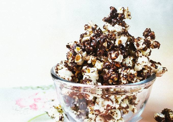 Resep Popcorn Cokelat oleh pawon mommy najam - Cookpad