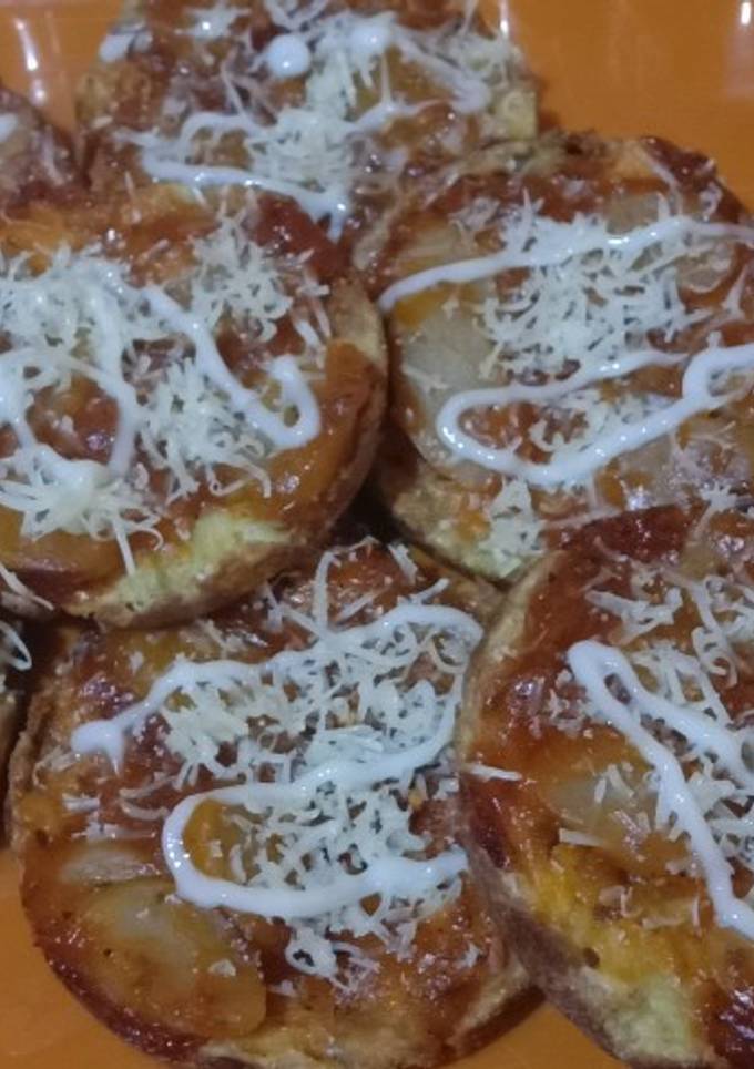 Resep Pizza roti oleh Diah Tri Norita - Cookpad