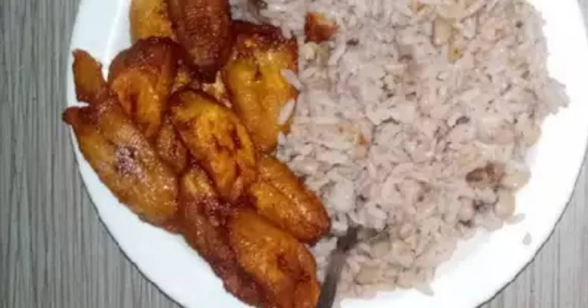 Rice and beans with plantain Recipe by Mummy~Zahra Kitchen - Cookpad