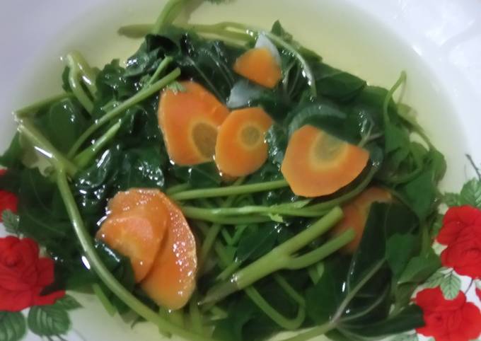 Resep Sayur bening daun ubi oleh Lare Jawi - Cookpad