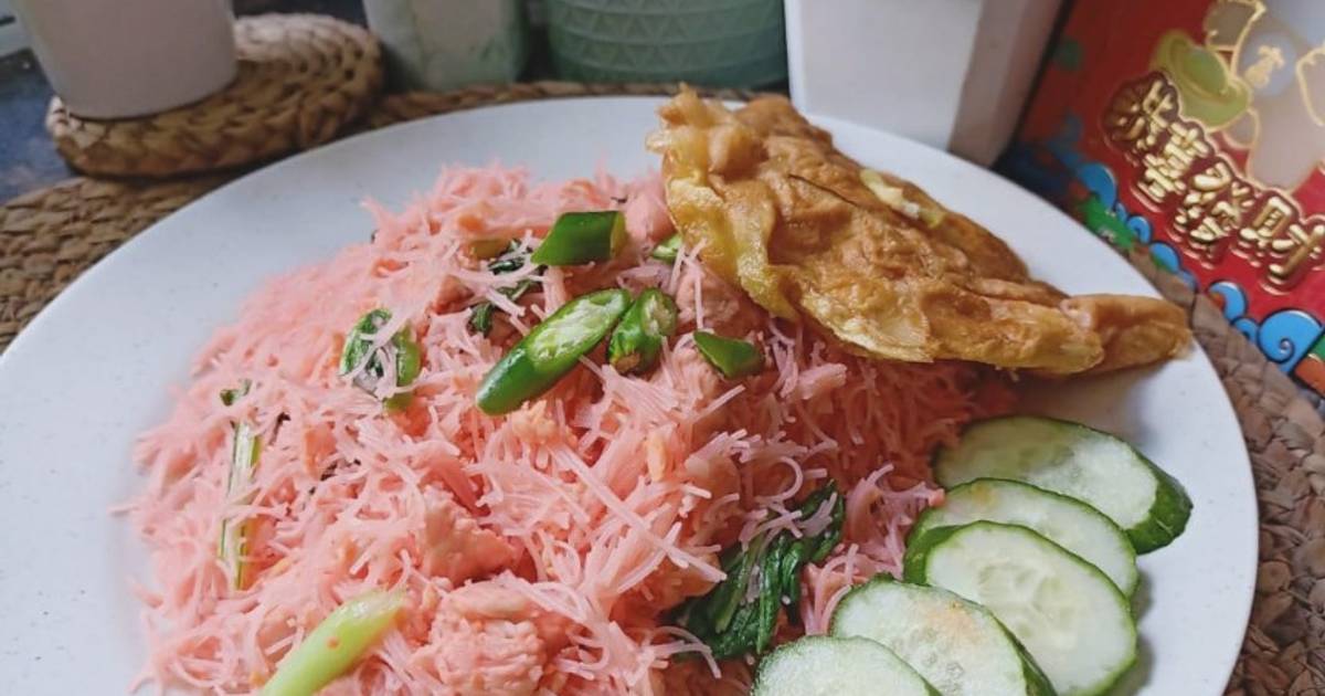 Resipi Bihun Goreng Pink Sos Labu Thai oleh mamy_kitchen89 - Cookpad