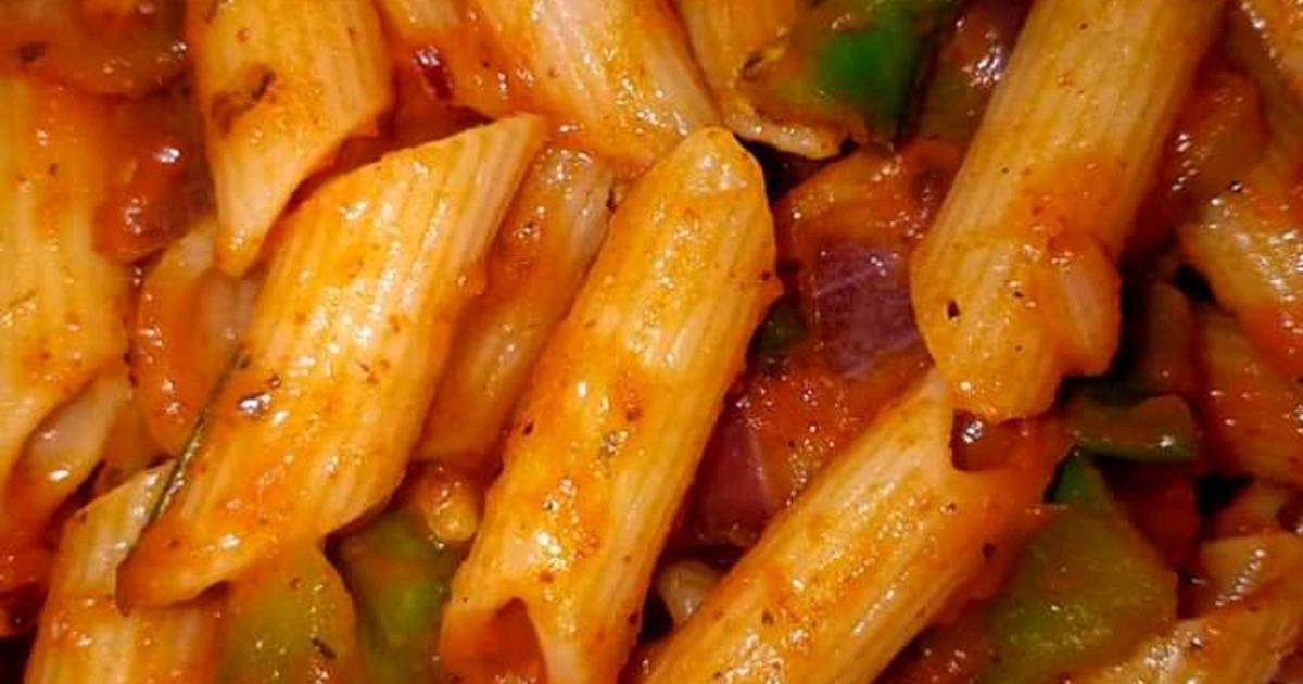 Red sauce pasta Recipe by Simi wadhwa - Cookpad