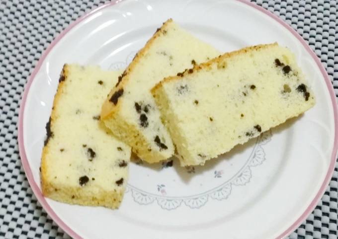 Resep Vanilla Oreo Sponge Cake oleh LLKK - Cookpad
