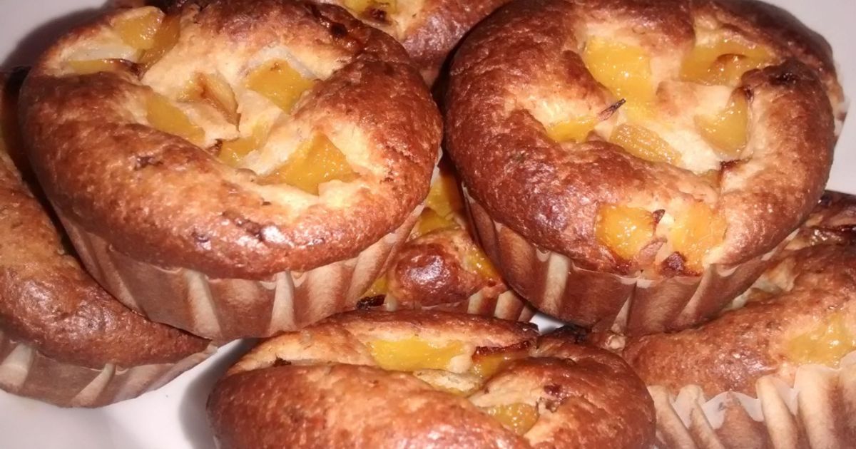 Túrós Barackos Muffin Csokidarabokkal | CieM receptje - Cookpad receptek