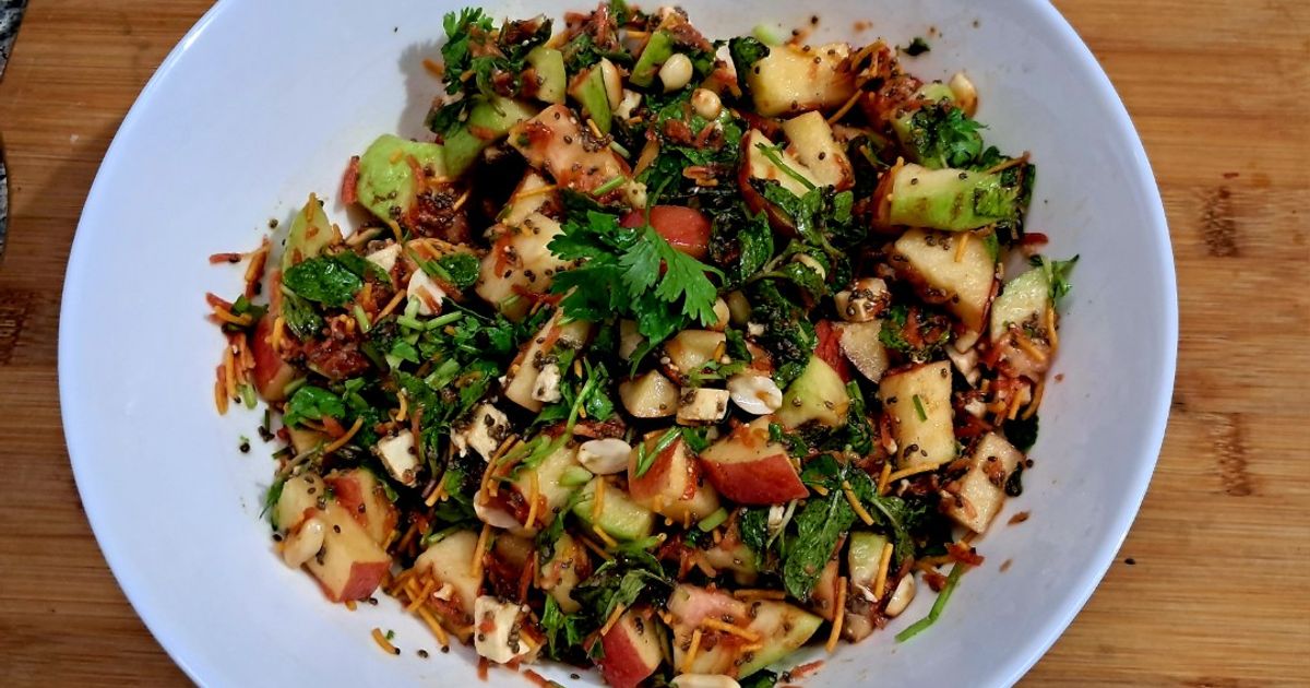 Guava Apple Paneer Chaat Recipe by Padmapriya Anand - Cookpad