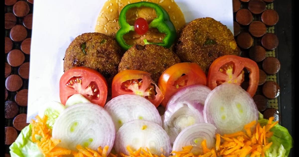Veggies tikki burger Recipe by Neha Handa - Cookpad