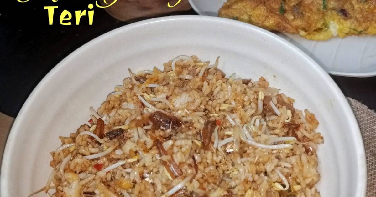 Resep Nasi Goreng Teri oleh DEWI SARASWATI - Cookpad