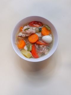 Resep Sop Ayam Super Simpel oleh Ria Mamanya Tata - Cookpad