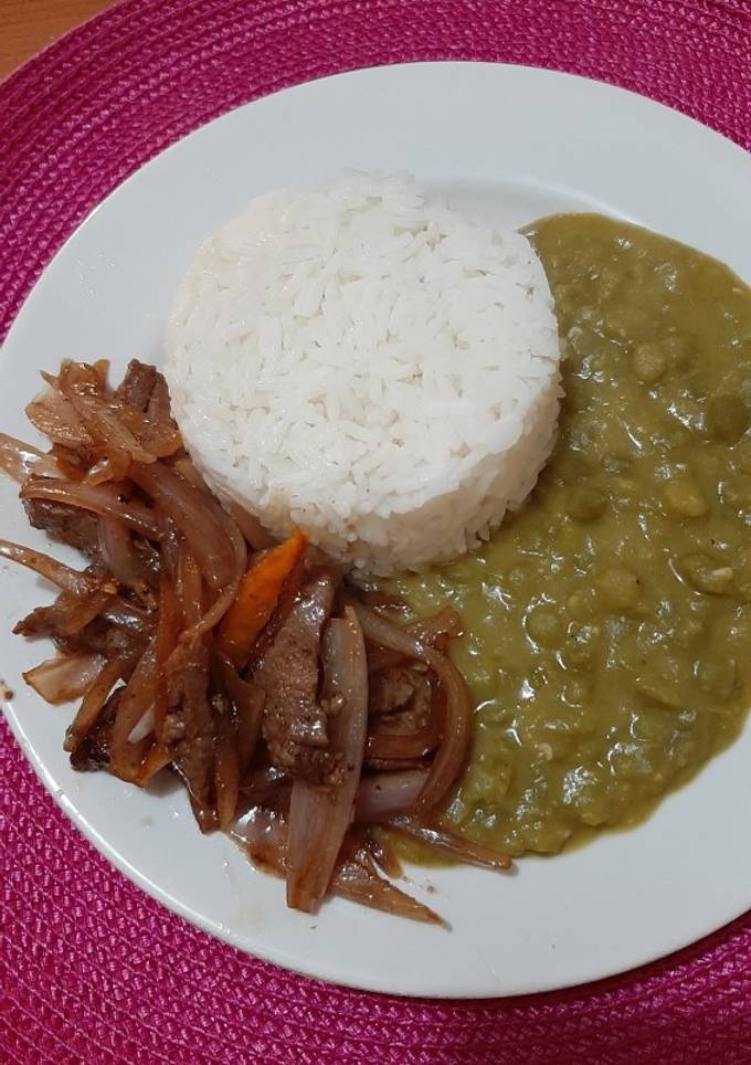 Alverjita partida con lomo saltado Receta de Regina Rocio- Cookpad