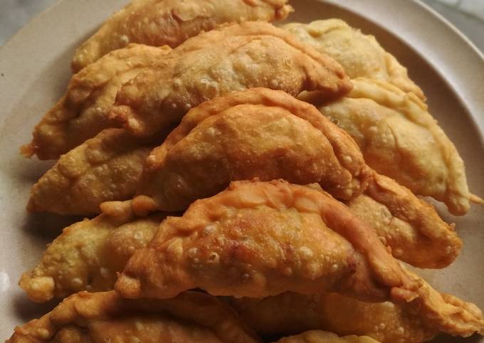 Resep Pastel ala ala oleh Karla Pallevi - Cookpad