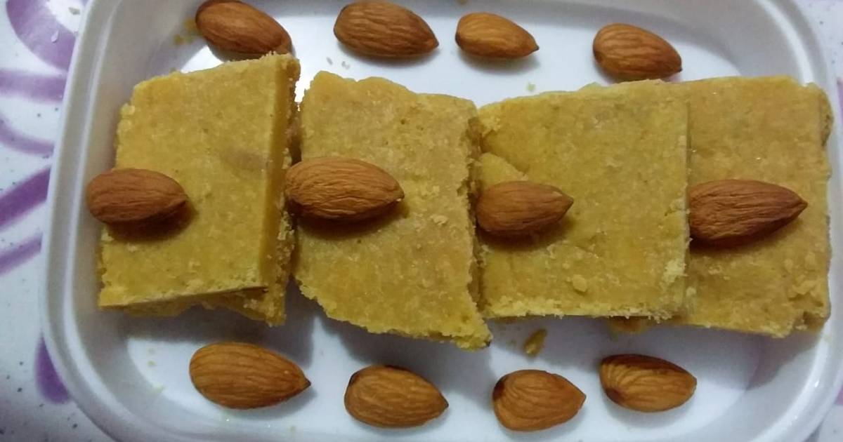 Besan burfi Recipe by Husn Ara - Cookpad