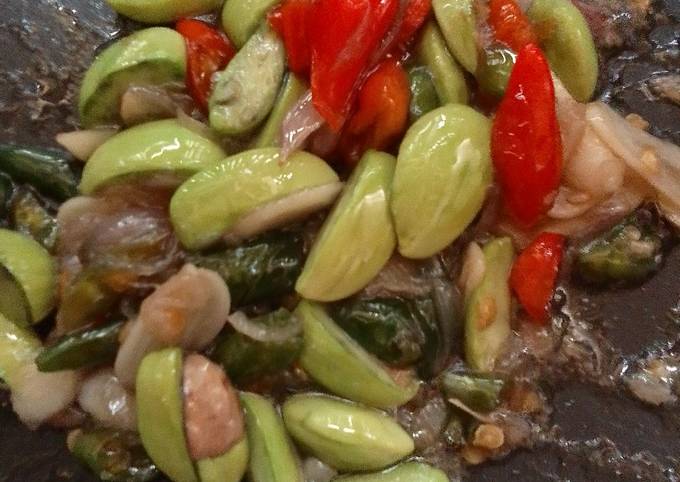 Resep Oseng pete oleh Niken Kurniani - Cookpad