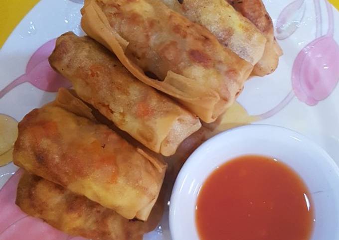 Resep Chicken Curry Spring Roll oleh Chrysta Fania - Cookpad