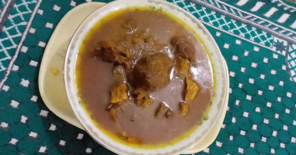 Shahjahani Beef Qorma Recipe by Zaibi Hussain Zaibi - Cookpad
