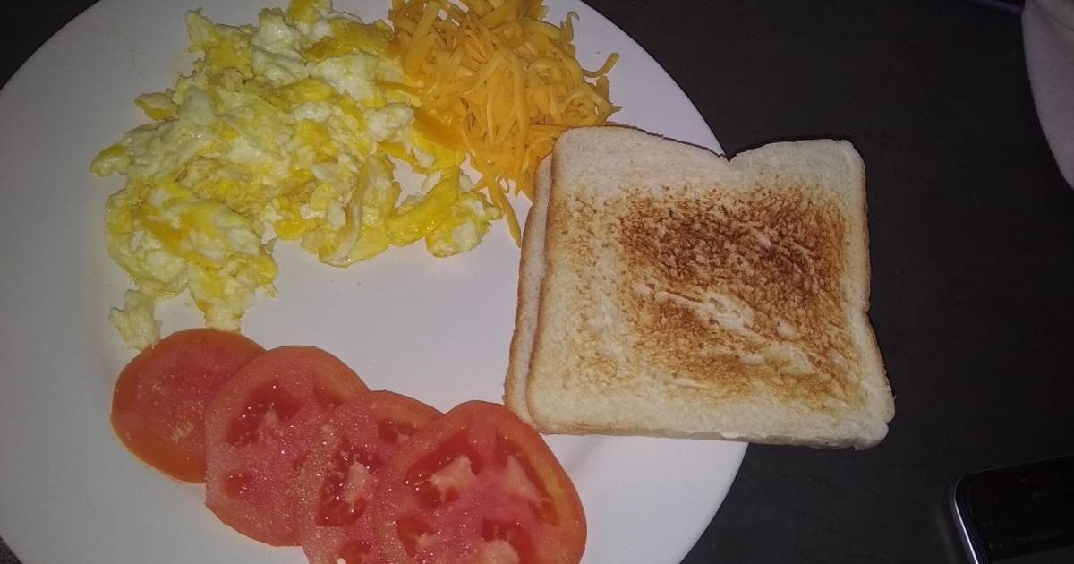 Eggs brekkie Recipe by Thulani Makhoba - Cookpad