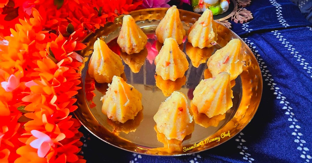 Moong Dal Sweet Modak Recipe by Susmita Patnaik - Cookpad