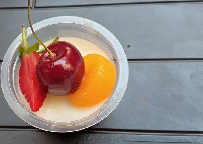 Resep Pudding Cup oleh Santy Salim - Cookpad