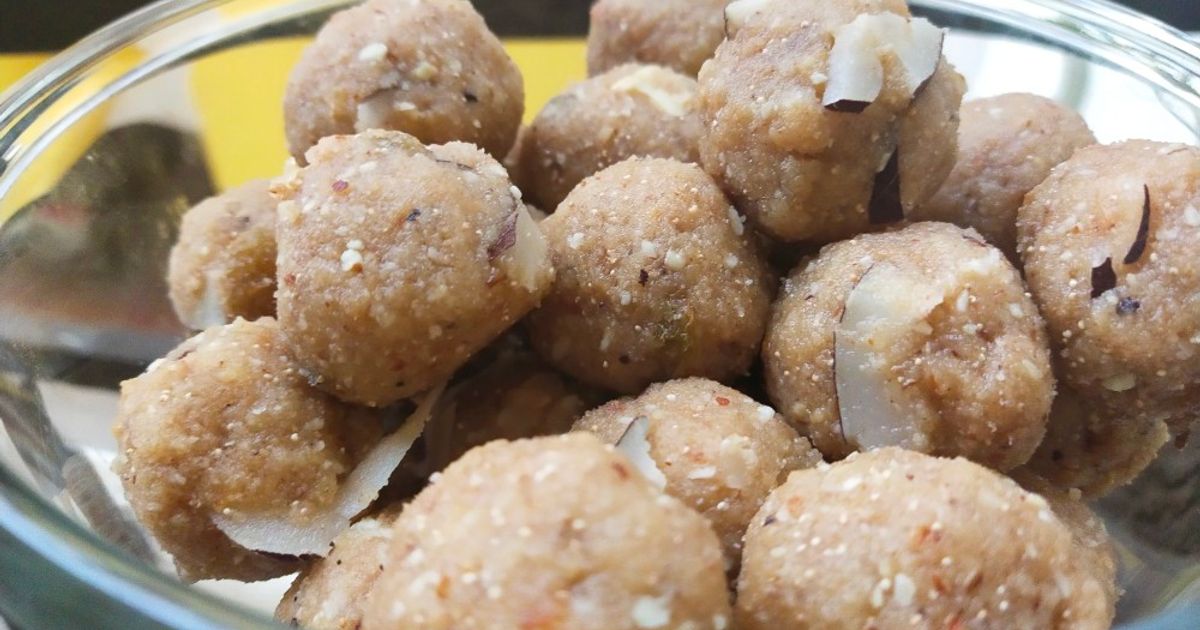Gond Dry Fruits Ladoo Recipe by Priya N. Sinha - Cookpad