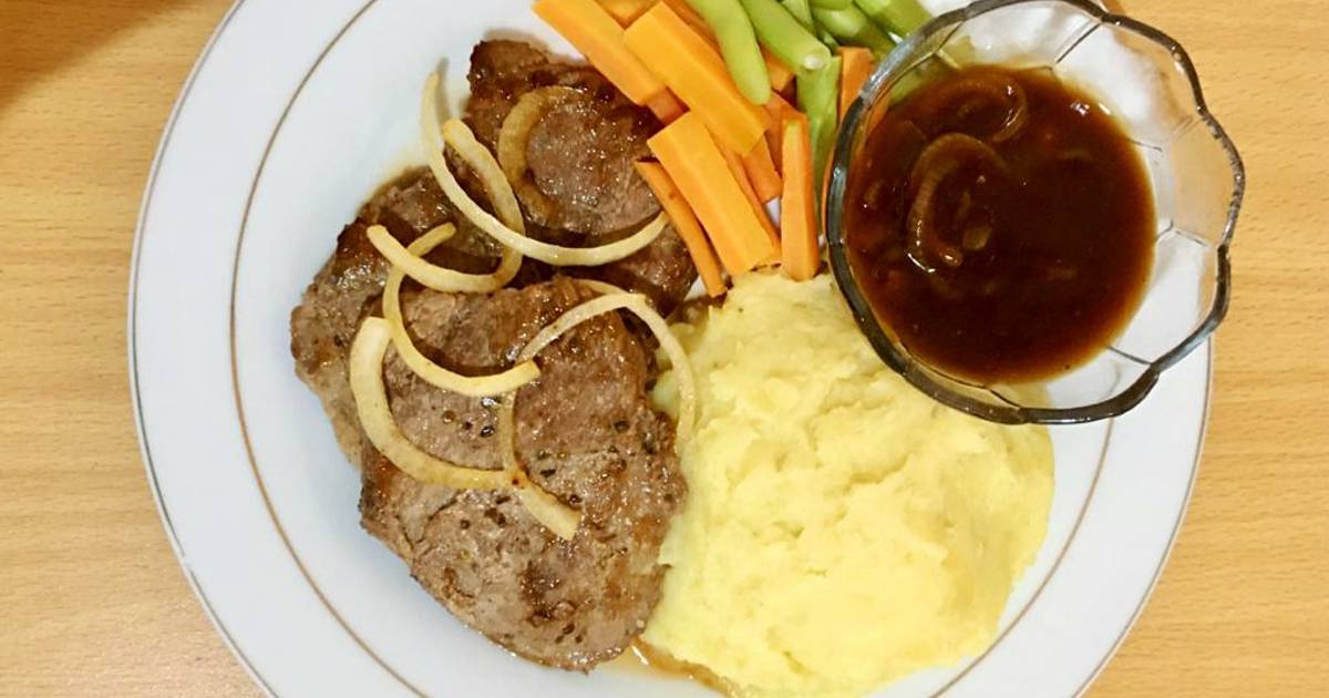 Resep Beef steak with Teriyaki sauce oleh Nissa - Cookpad