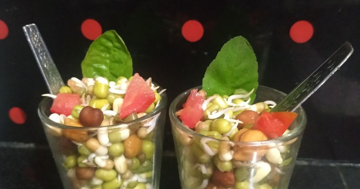 Sprouted Salad Recipe by Kinjal Parmar - Cookpad