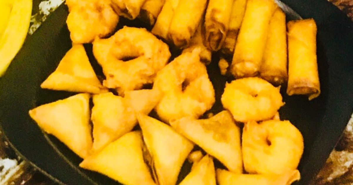 Spring Roll And Samosa Platter Recipe by DROOLSOME MORSEL BY AFREEN ...
