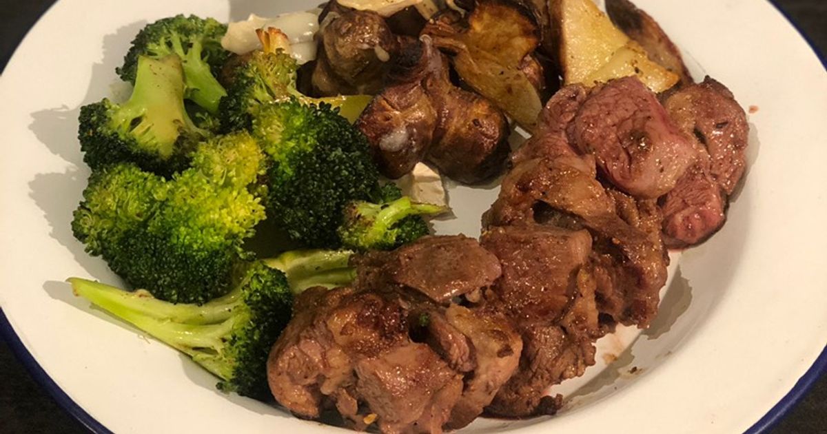 Curried Lamb Neck, Roast Jerusalem Artichokes And Garlic Broccoli ...