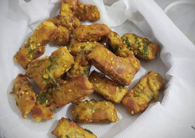 Schezwan veggie roti Roll Recipe by Tasty Veg Cooking - Cookpad