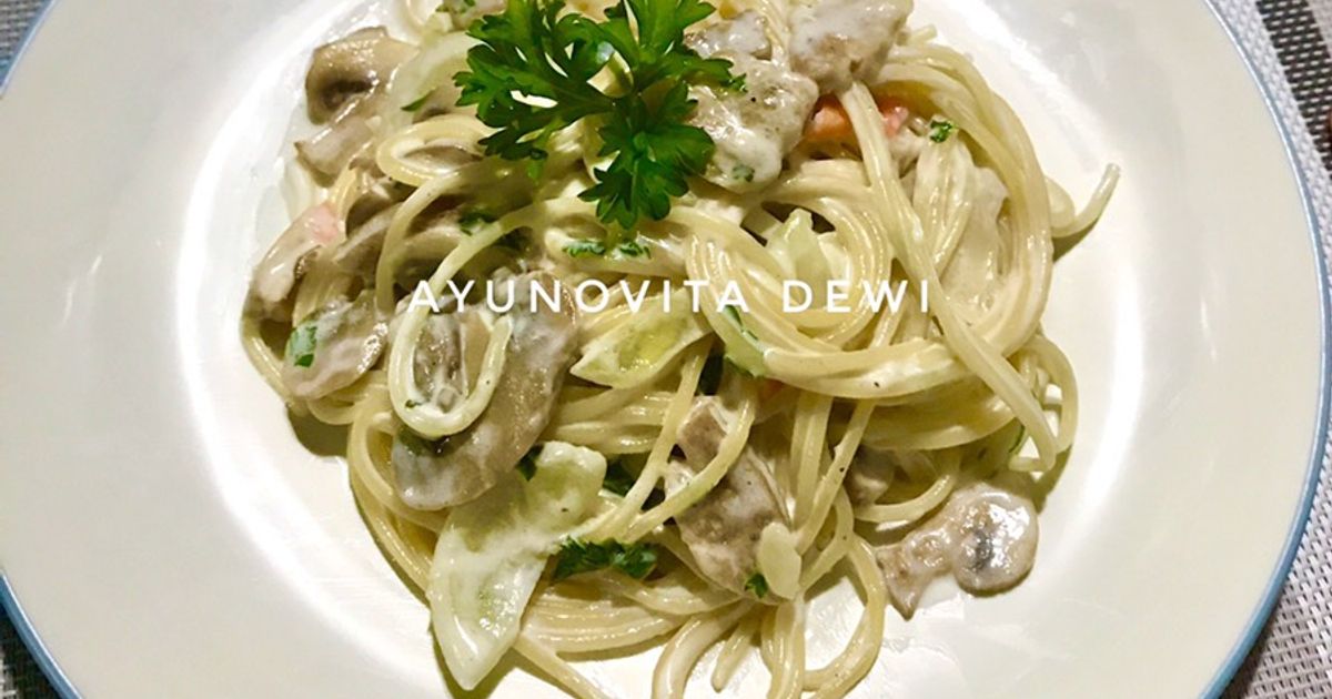 Resep 21. Spaghetti Alfredo oleh Ayunovita Dewi - Cookpad